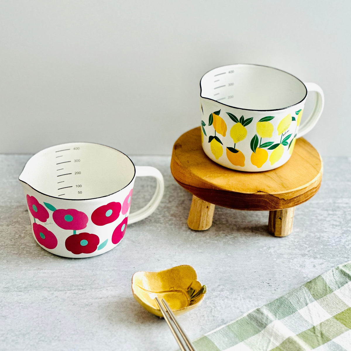 Nordic Style Enamel Measuring Cup – Ema's Table