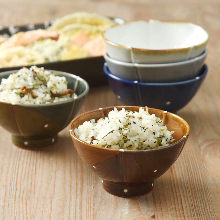 Hasami Ware Flower Shape Dot Bowl 4.5" – Ema's Table