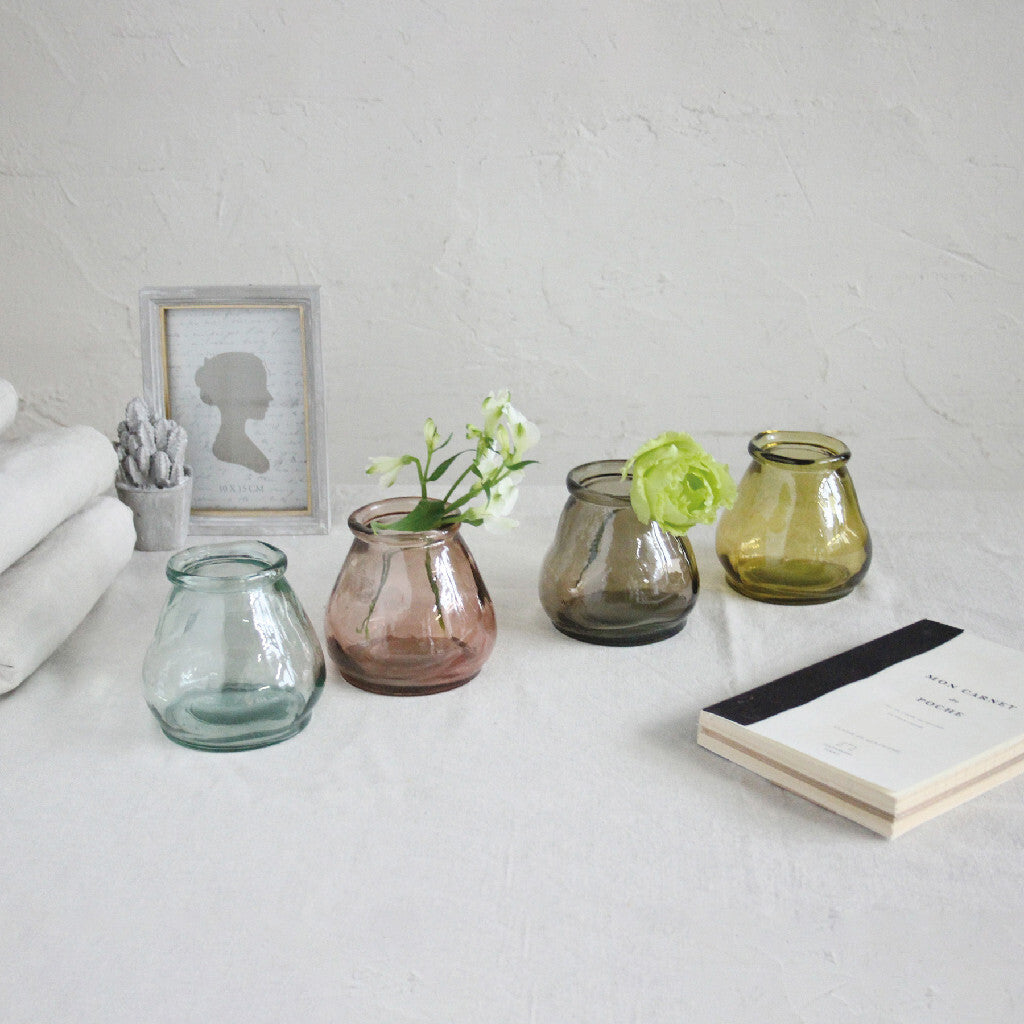 Recycled Glass Mini Flower Vase – Ema's Table