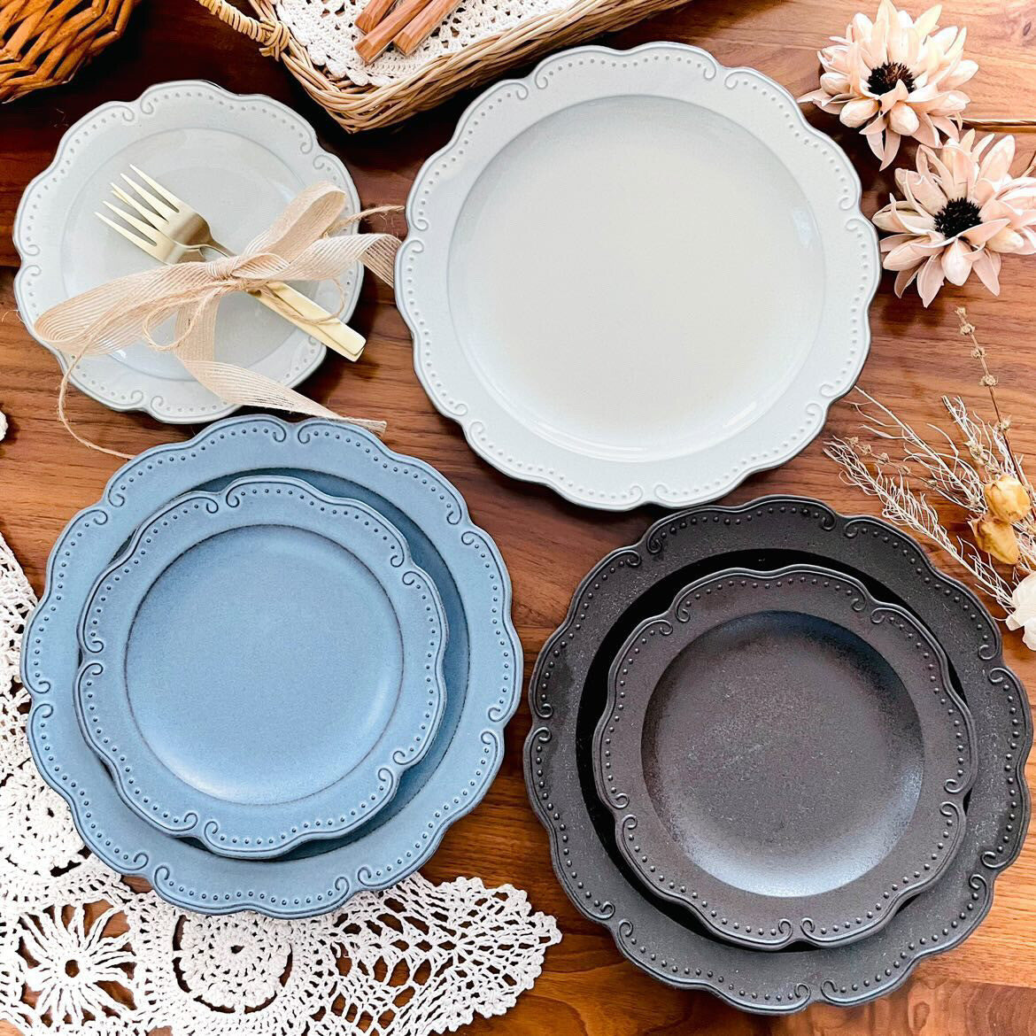 Raffine Arabesque Flower Plate 7" & 9" – Ema's Table