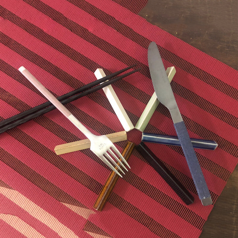 Long Triangle Chopstick Rest (3P) – Ema's Table