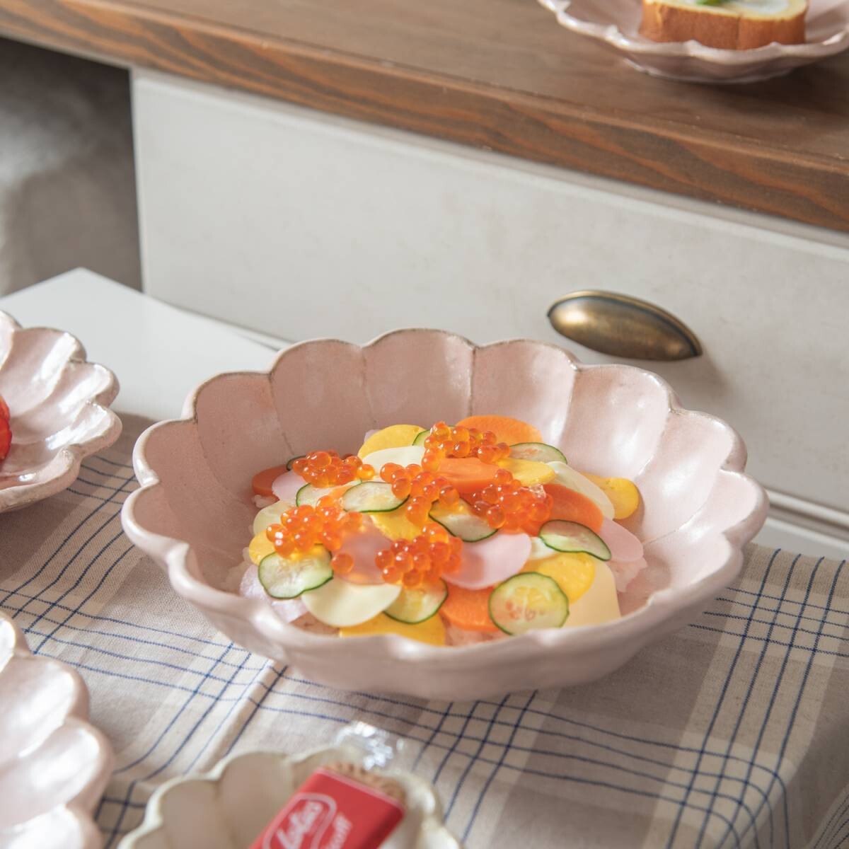 Rinka Pink Flower Bowl – Ema's Table