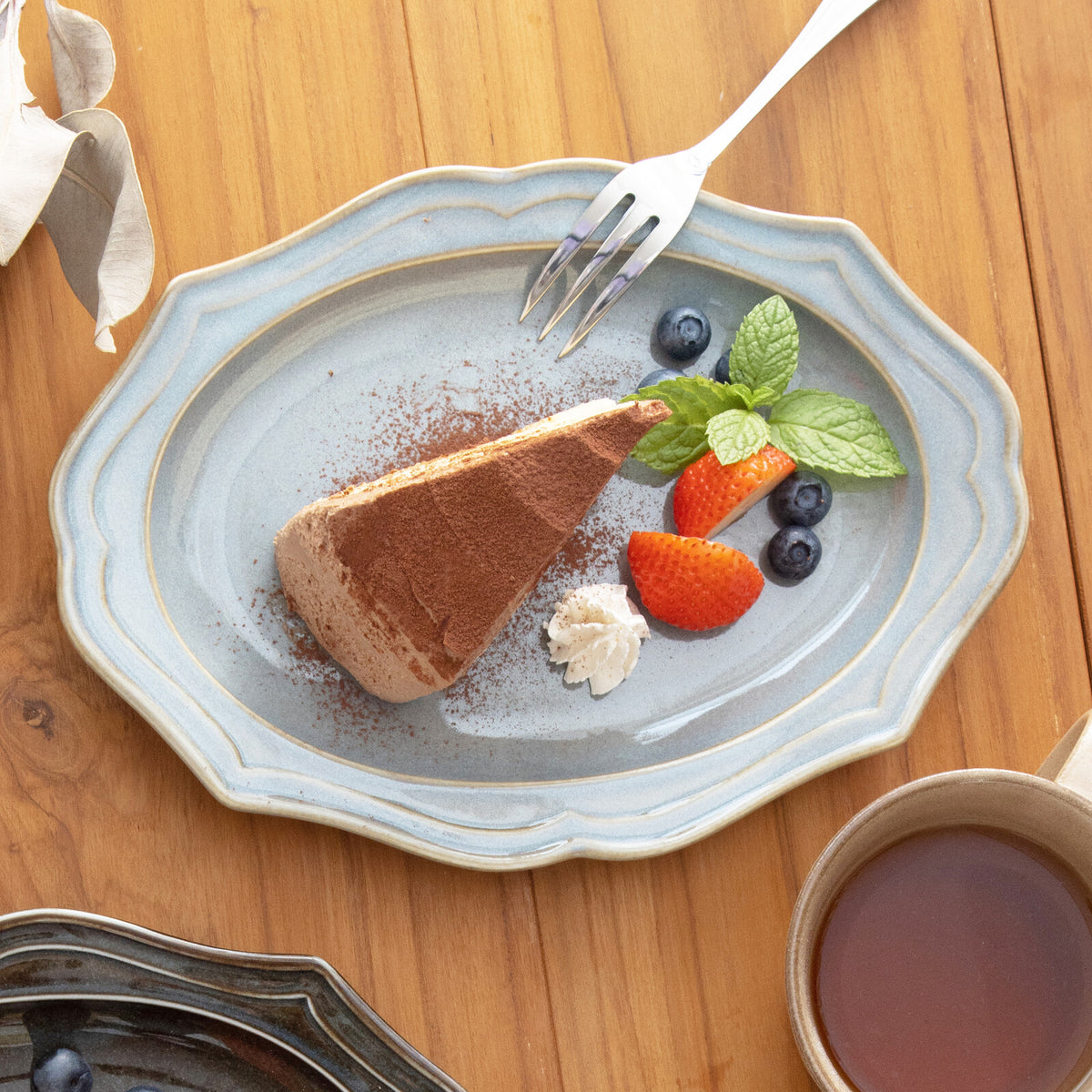 Vanves Gray Oval Deep Plate 9.5" – Ema's Table